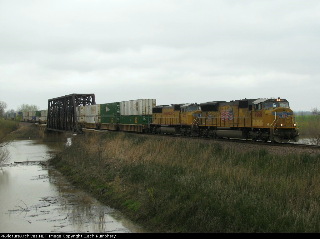 Southbound UP Intermodal